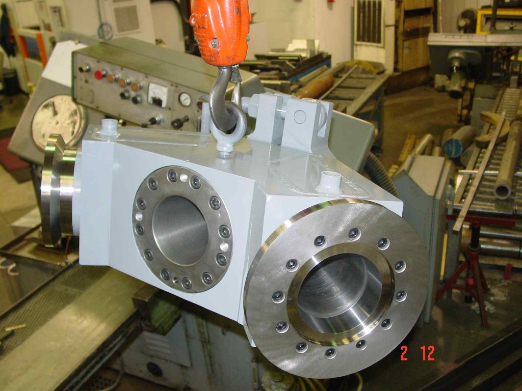 Extruder Head | Tennessee Tool & Engineering